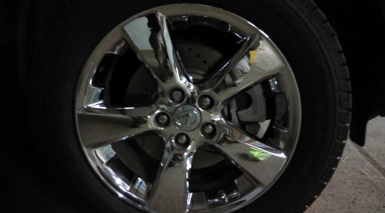 How To Clean Oxidized Chrome Rims: Ultimate Guide For Sparkling Wheels ...