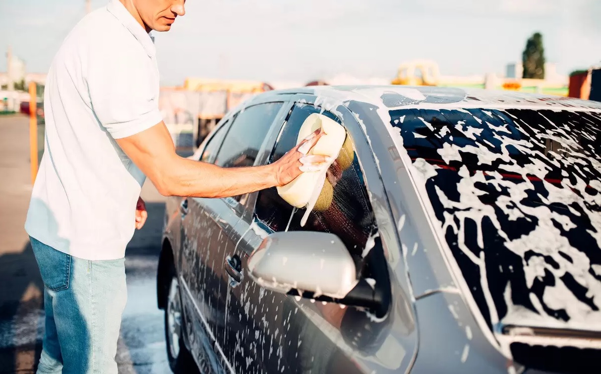 Can You Wash A Car With Dish Detergent? Exploring The Dos And Don'ts ...