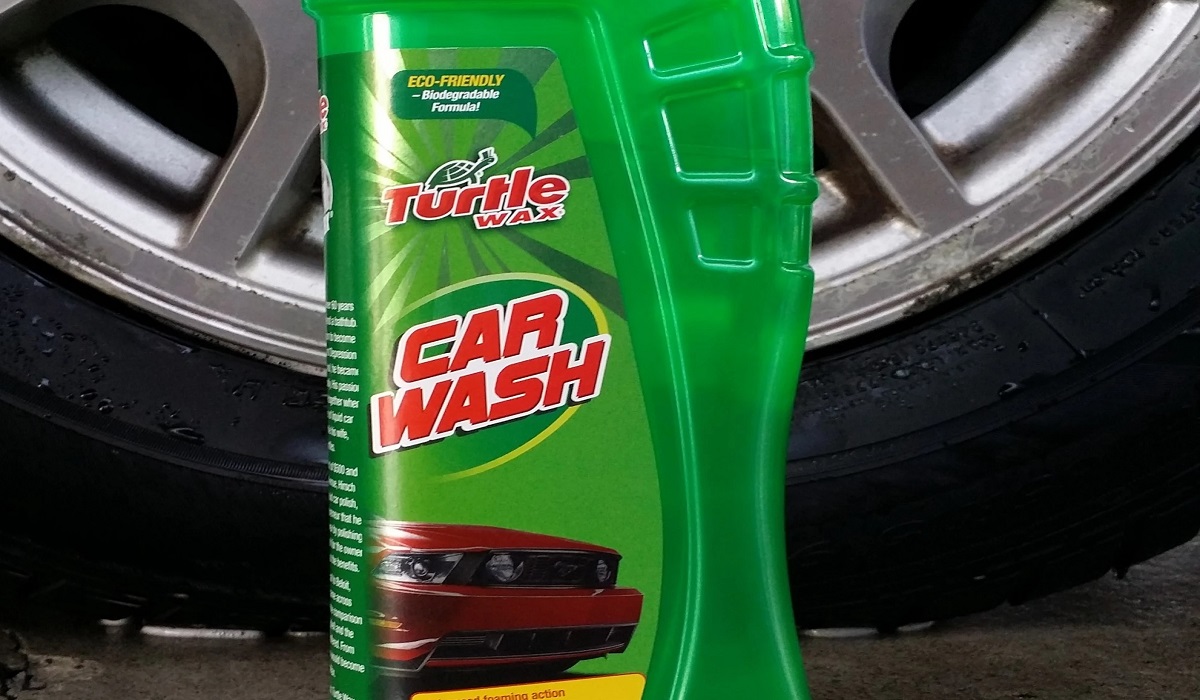 How Long To Leave Turtle Wax On Car? Ultimate Guide For Optimal Shine ...